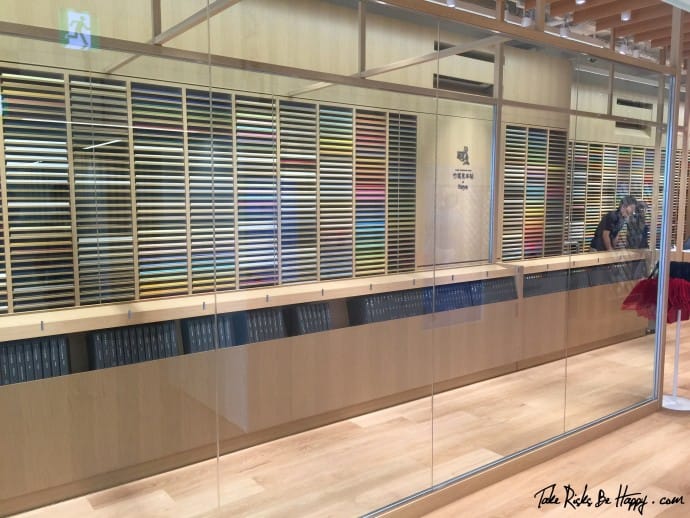 Itoya: Tokyo's Greatest Paper Store - Take Risks Be Happy
