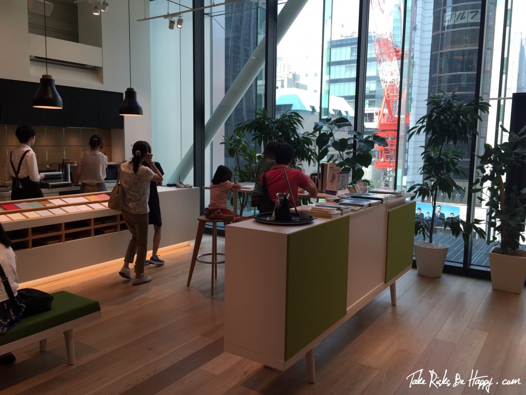 Itoya: Tokyo's Greatest Paper Store - Take Risks Be Happy